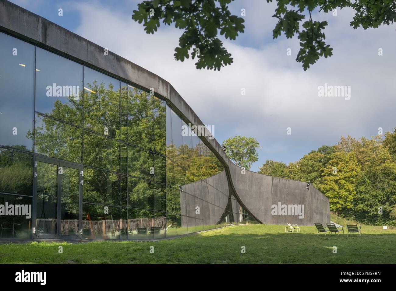 Extension by the Iraqi-British star architect Zaha Hadid, contemporary ...