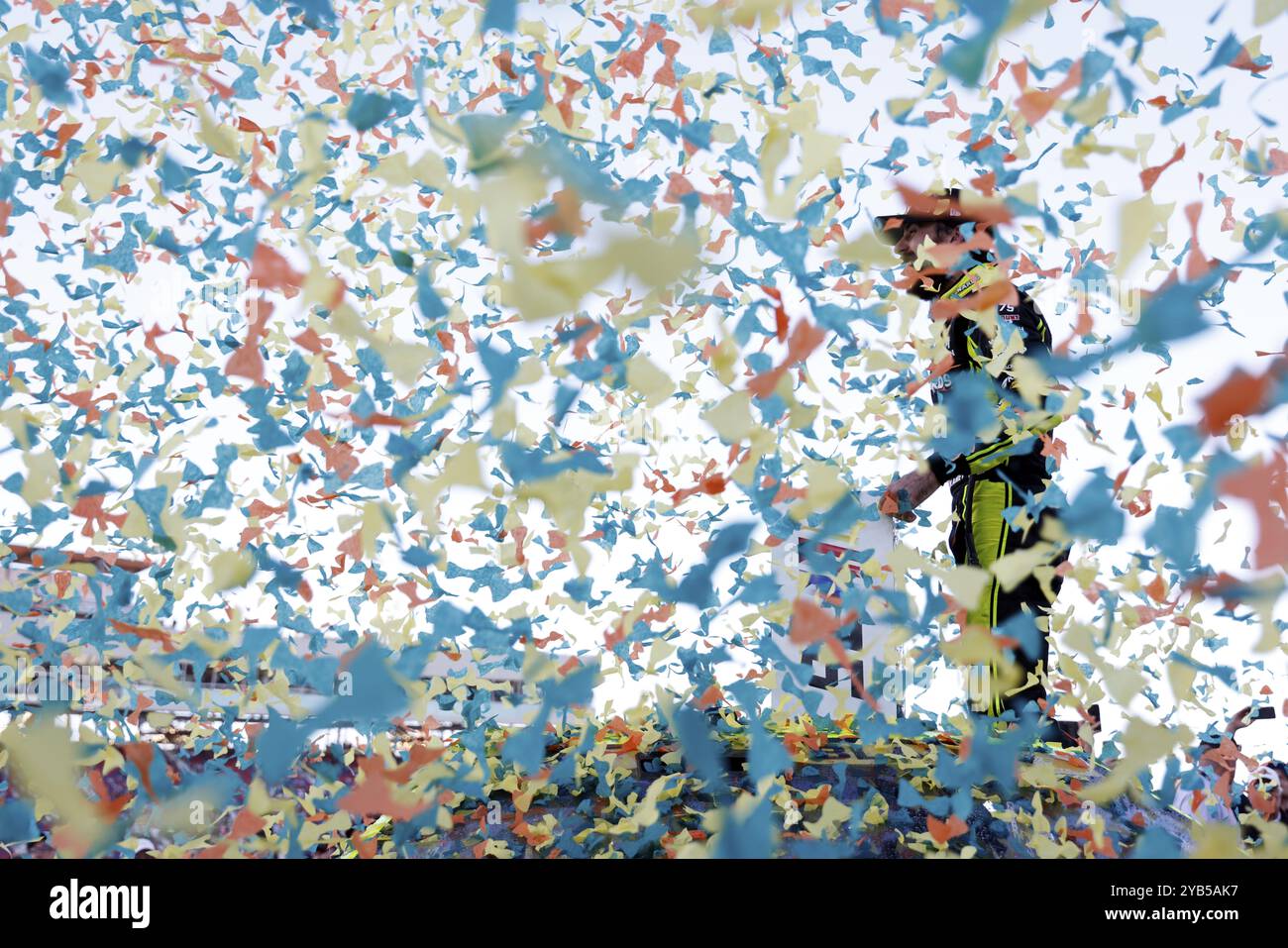 Ryan Blaney (12) wins the NASCAR Cup Series Championship at the Phoenix ...