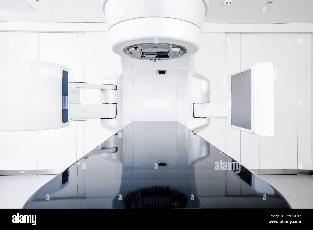Cancer therapy, advanced medical linear accelerator in therapeutic ...
