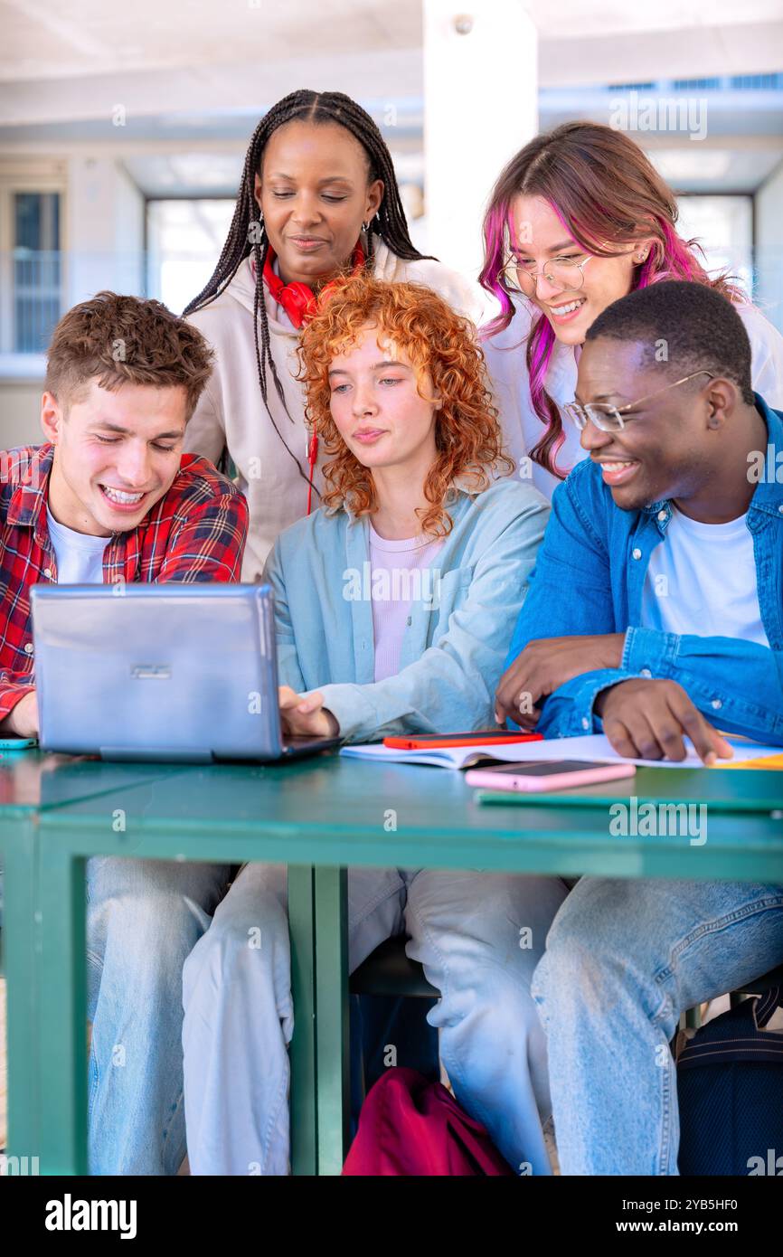 Vertical video group smiling people hi-res stock photography and images ...