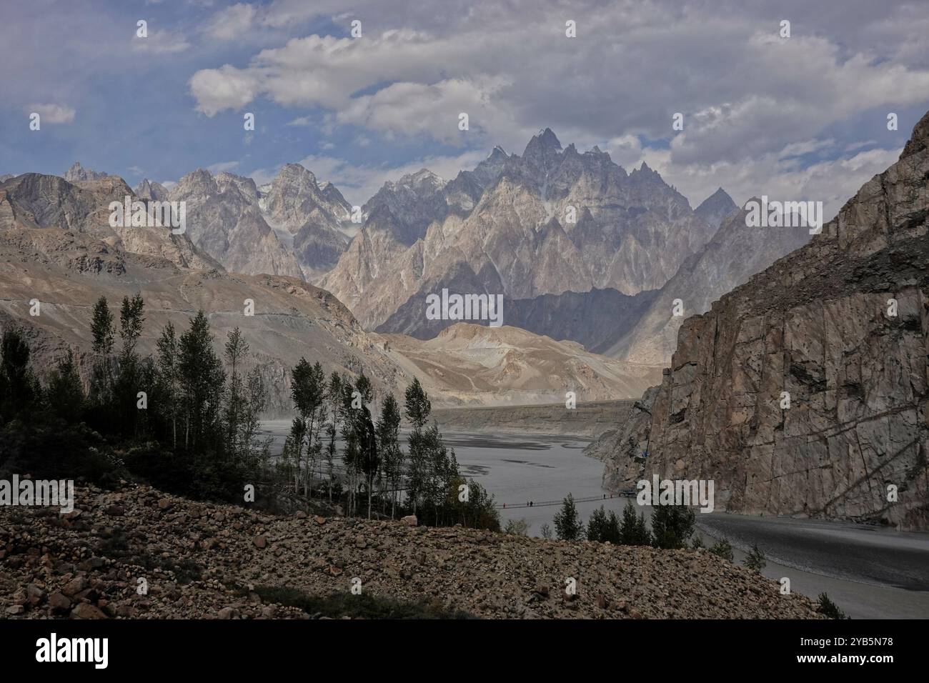 The amazing Passu Cones and Hussaini suspension bridge, Hussaini, Hunza ...