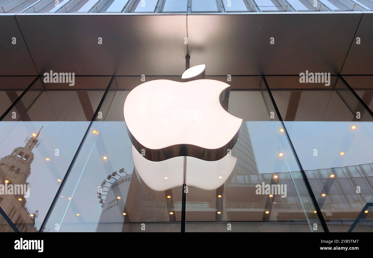 SHANGHAI, CHINA - OCTOBER 15, 2024 - An Apple's flagship store in ...