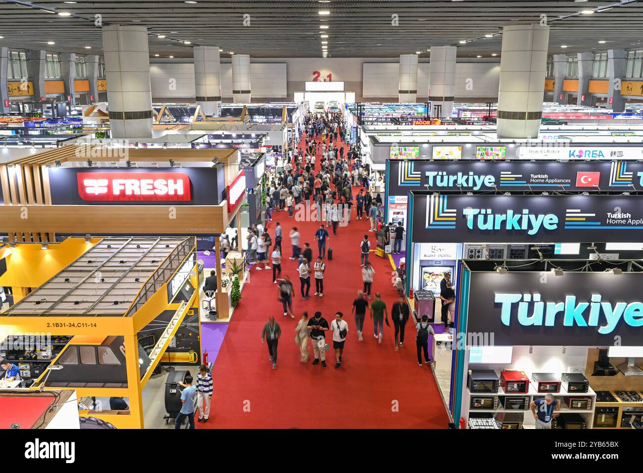 Guangzhou,China.17th October 2024. The first phase of the 136th Canton ...