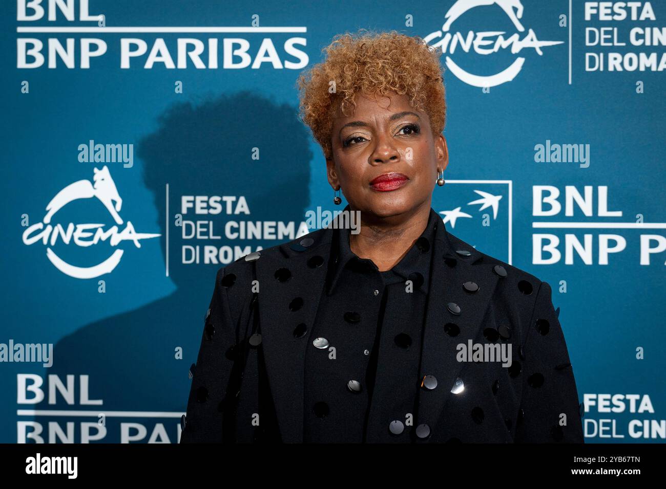 Rome, Italy. 16th Oct, 2024. Aunjanue Ellis Taylor poses for ...