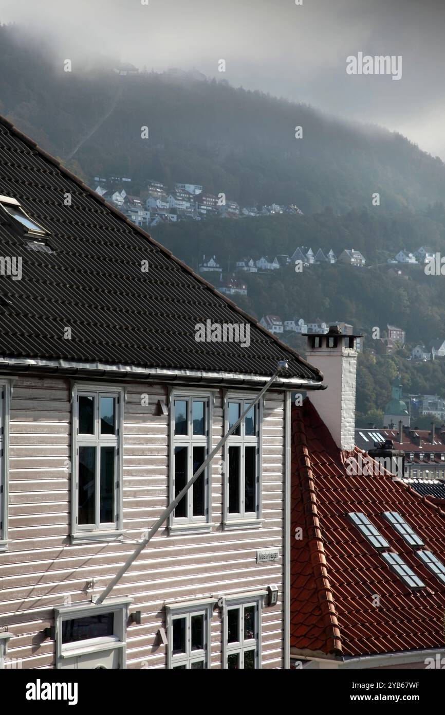 Traditional old timber housing, Bergen, Norway Stock Photo - Alamy