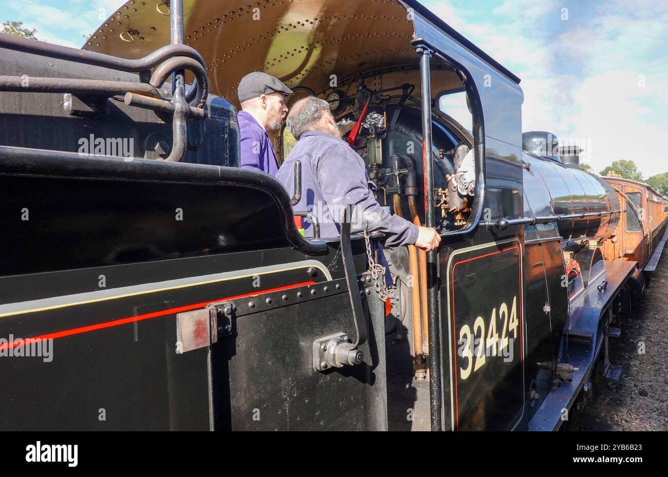 Brighton Atl No. 32424antic Steam Locomotive 'Beachy Head' Stock Photo ...