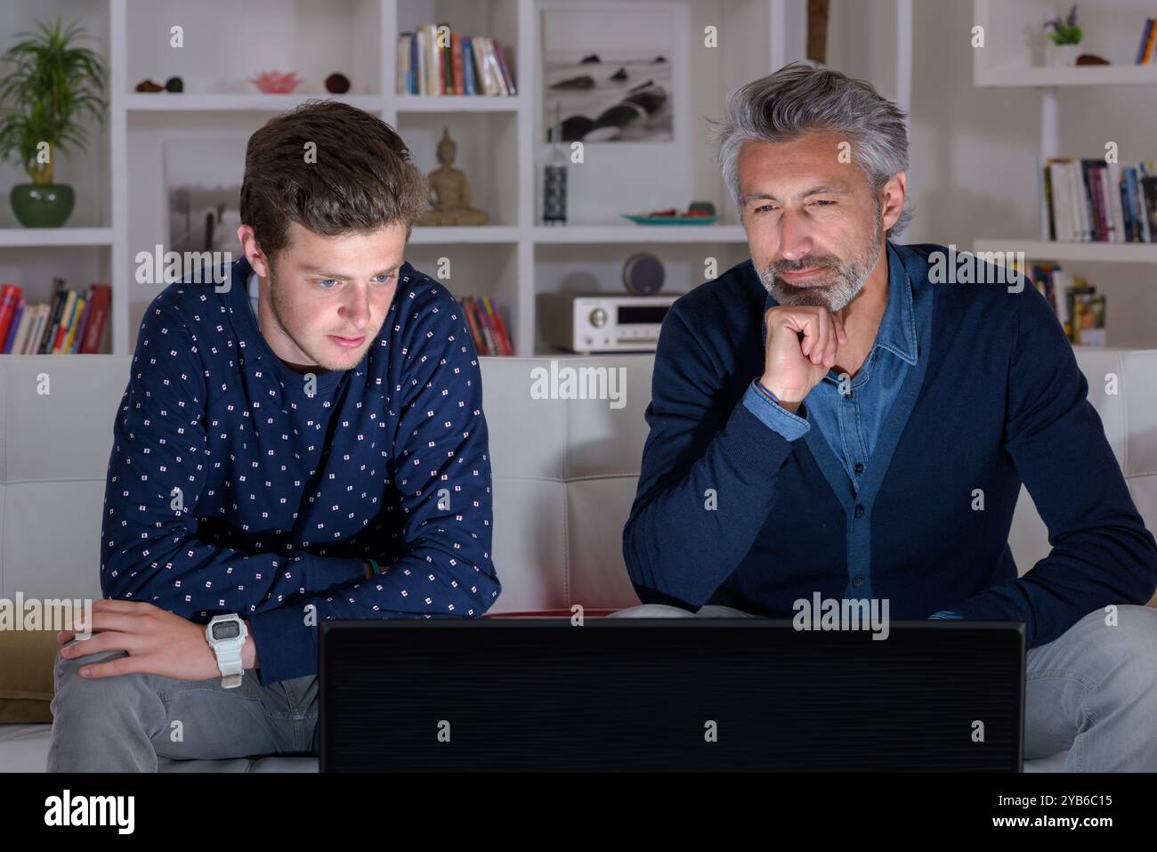 Father son tv teen hi-res stock photography and images - Alamy