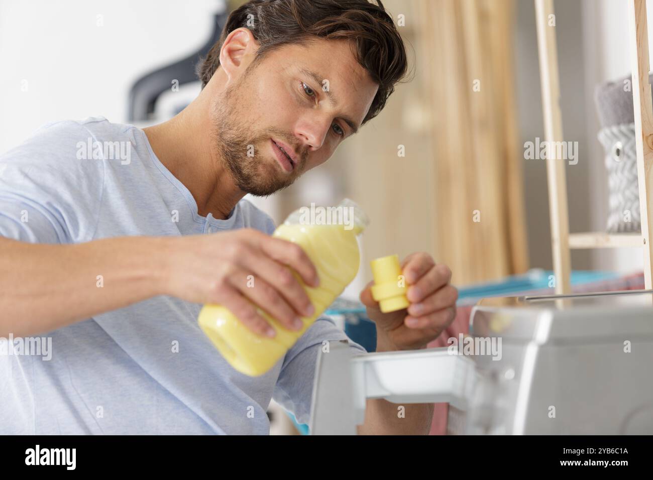 Washing up rags hi-res stock photography and images - Alamy
