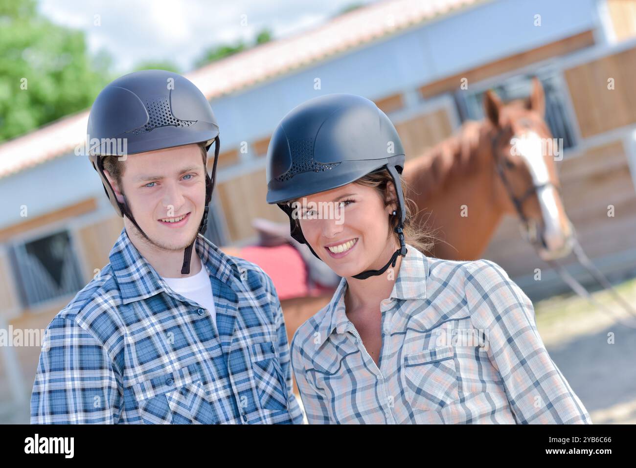 Wearing riding hats hi-res stock photography and images - Alamy