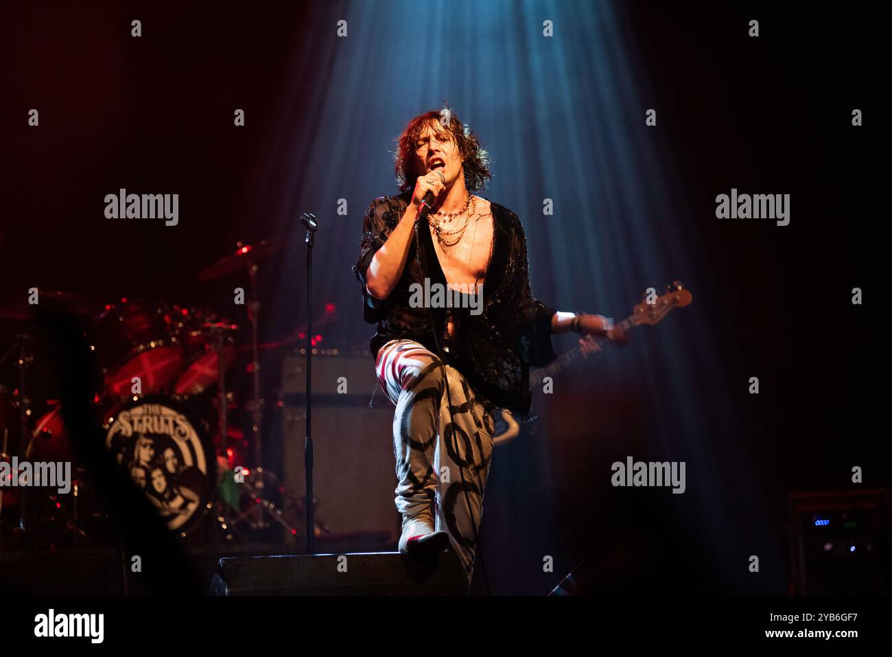 English songwriter, singer and musician, Barns Courtney performing live ...