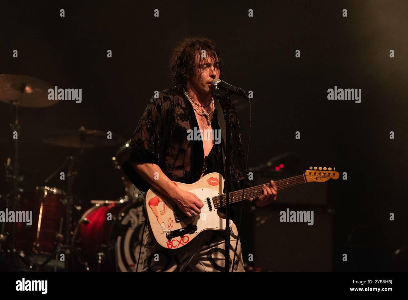 English songwriter, singer and musician, Barns Courtney performing live ...