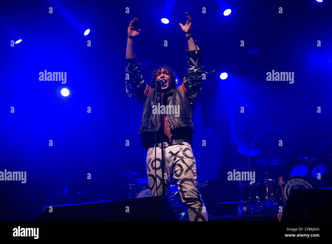 English songwriter, singer and musician, Barns Courtney performing live ...