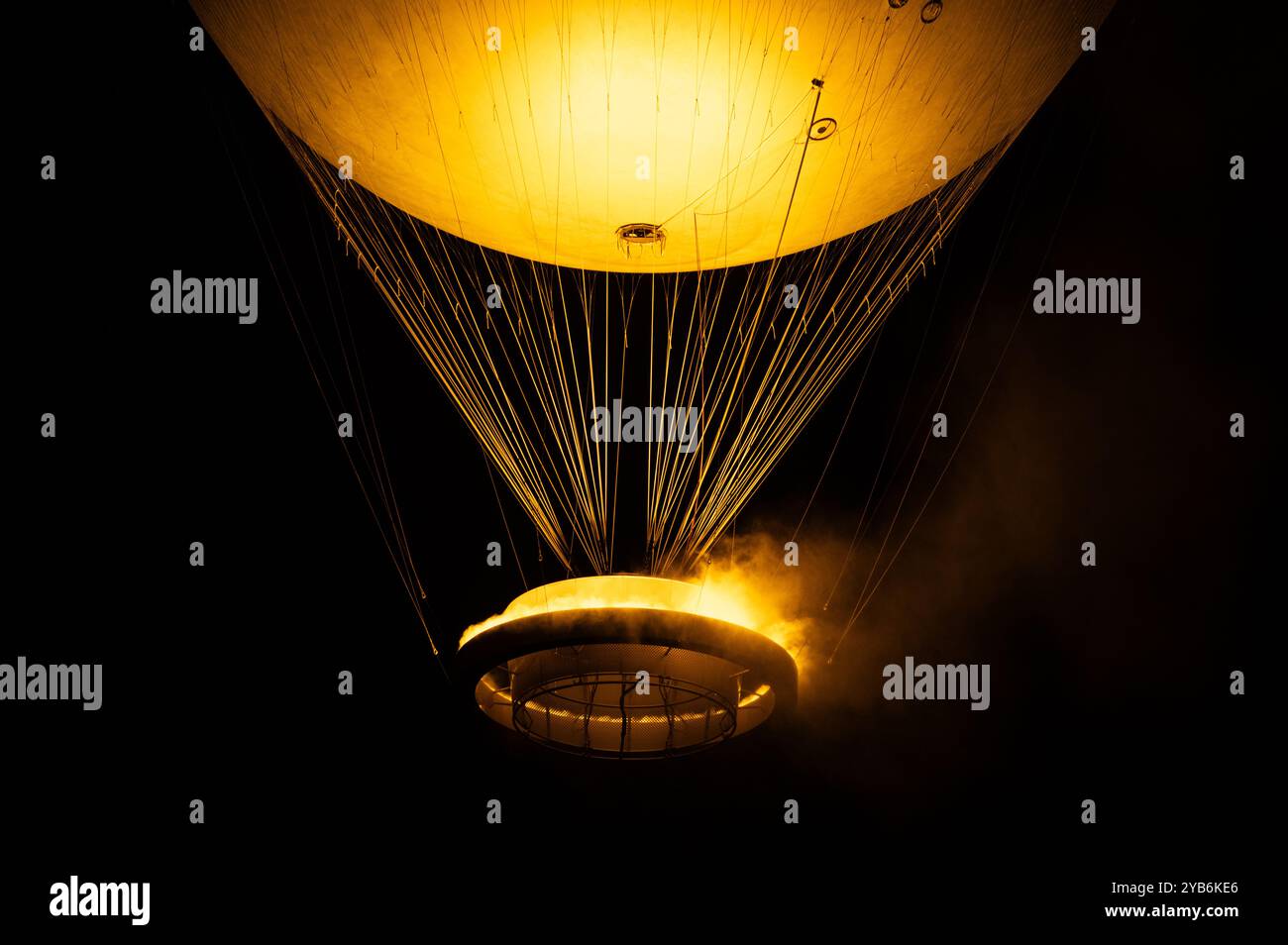 Paris 2024 olympic games cauldron hi-res stock photography and images ...