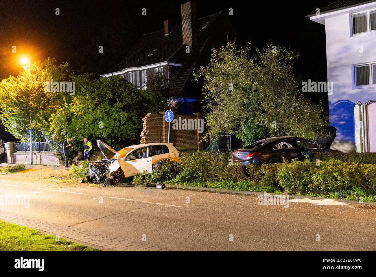 Schwerer Unfall in Willich: Verdacht auf illegales Autorennen *** Serious accident in Willich ...