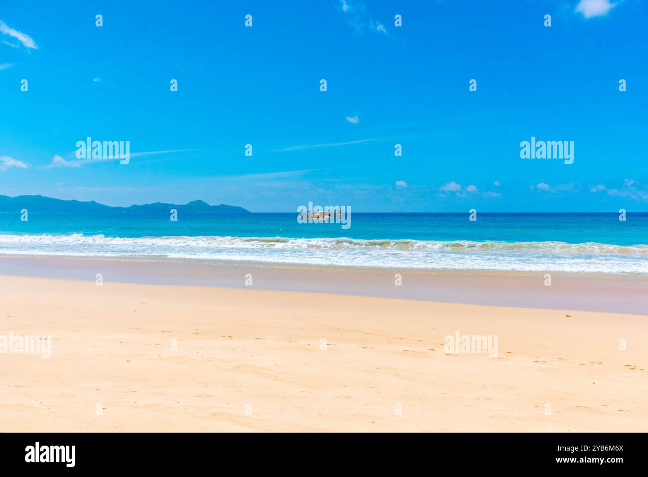 Drone hovering over a tropical beach in the summer Stock Photo - Alamy