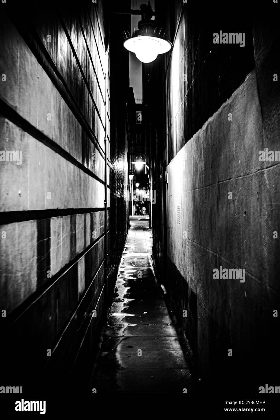 Timeless modern architecture Black and White Stock Photos & Images - Alamy