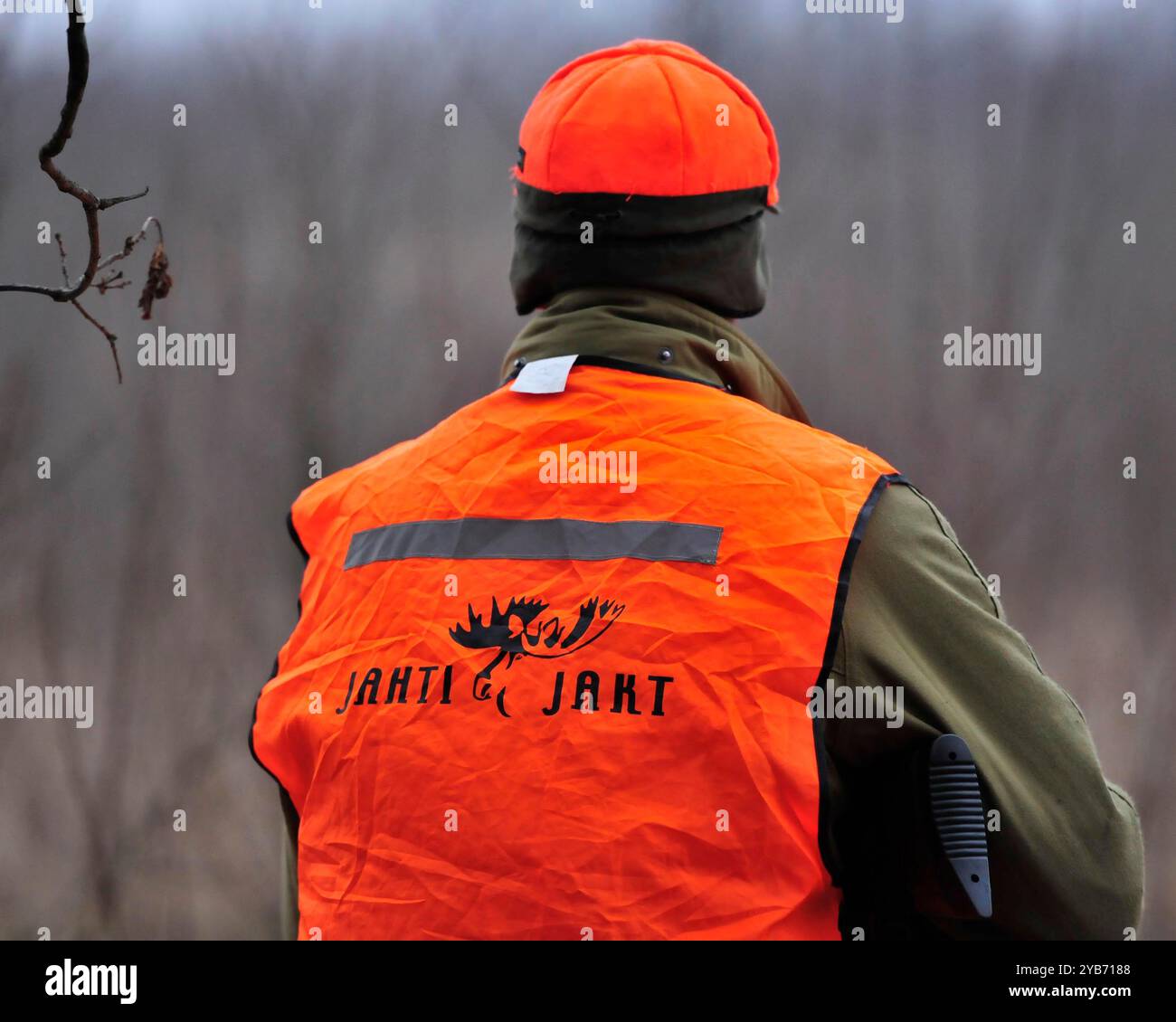 Female hunter in safety hi-res stock photography and images - Alamy