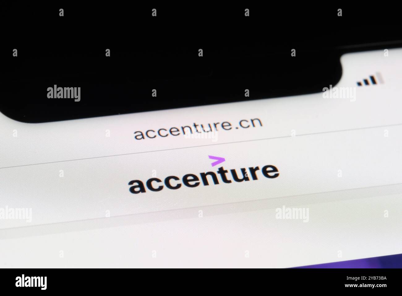 close up Accenture plc company brand logo on website on screen Stock ...