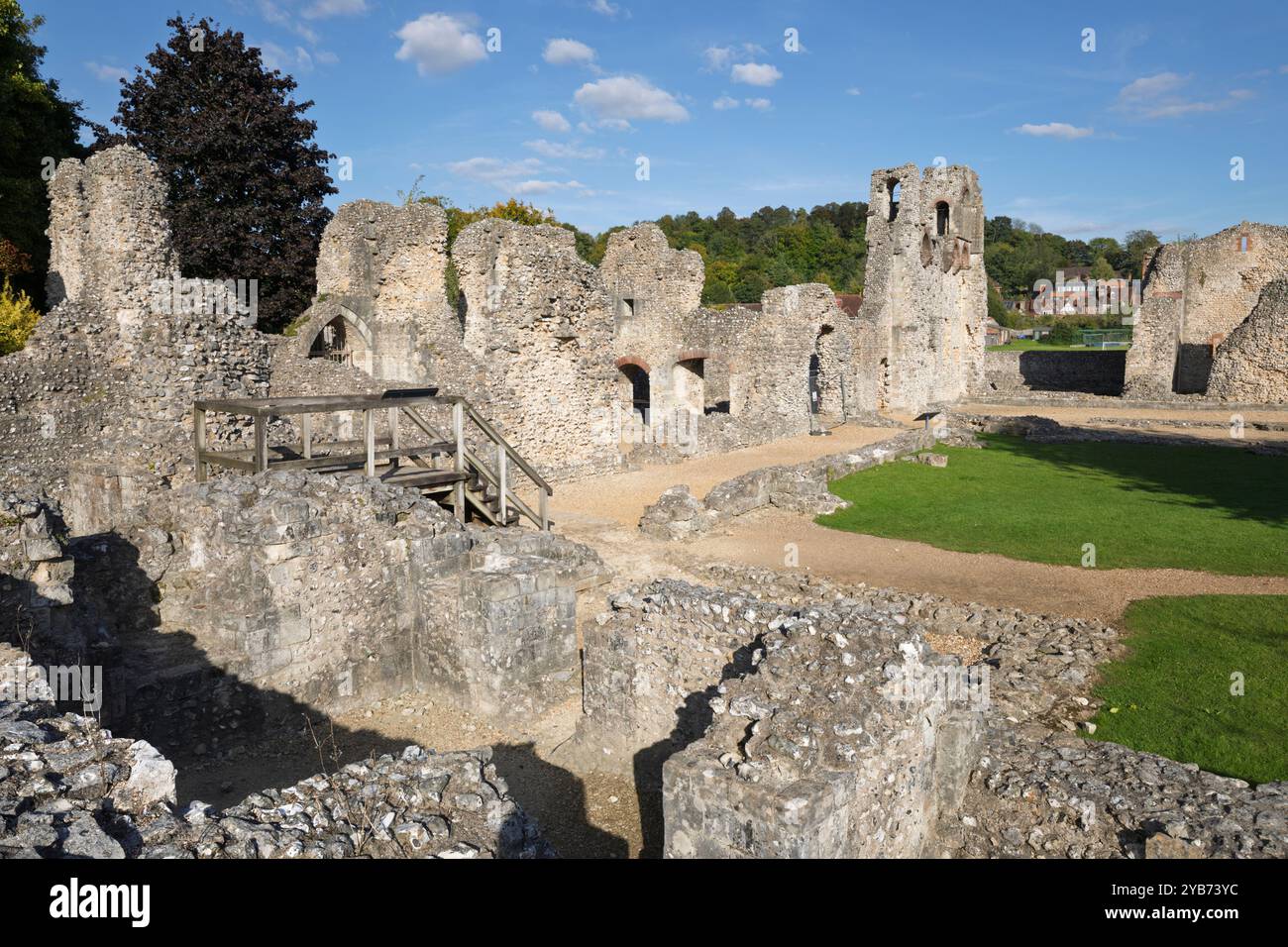 Ruins of Wolvesey Castle (former Archbishop's palace), Winchester ...