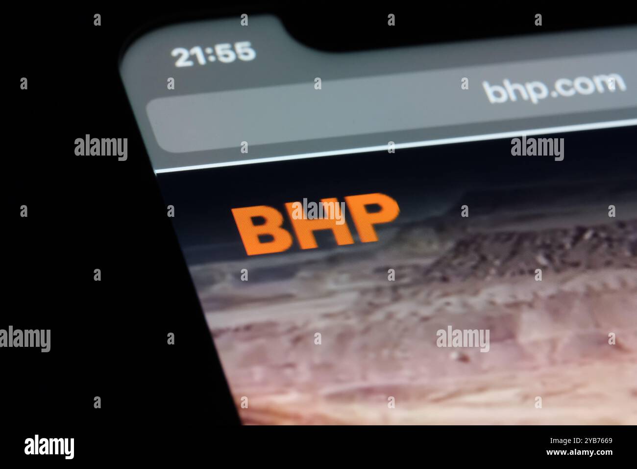 close up BHP company brand logo on official website Stock Photo - Alamy