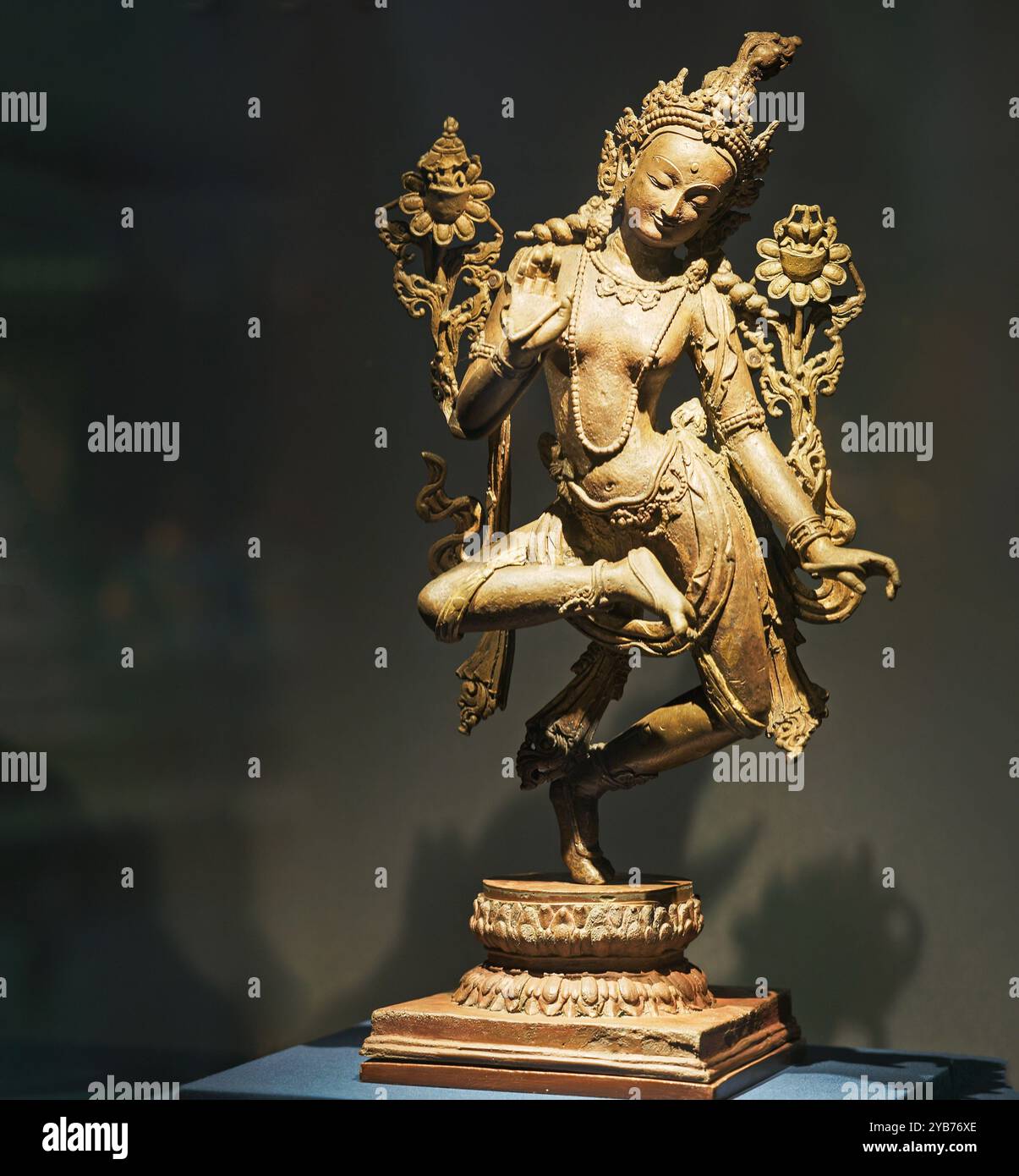 Goddes Tara Also Known As Jetsun Dolma Is Important Female Buddha In ...