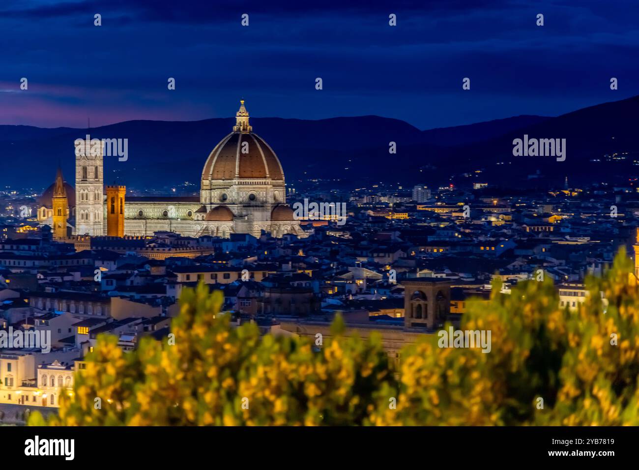 Florence main cathedral Duomo Cattedrale di Santa Maria del Fiore in ...