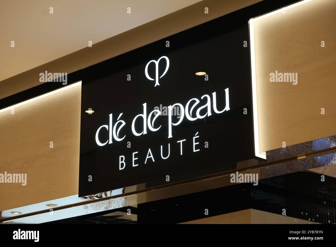 Cle logo hi-res stock photography and images - Alamy