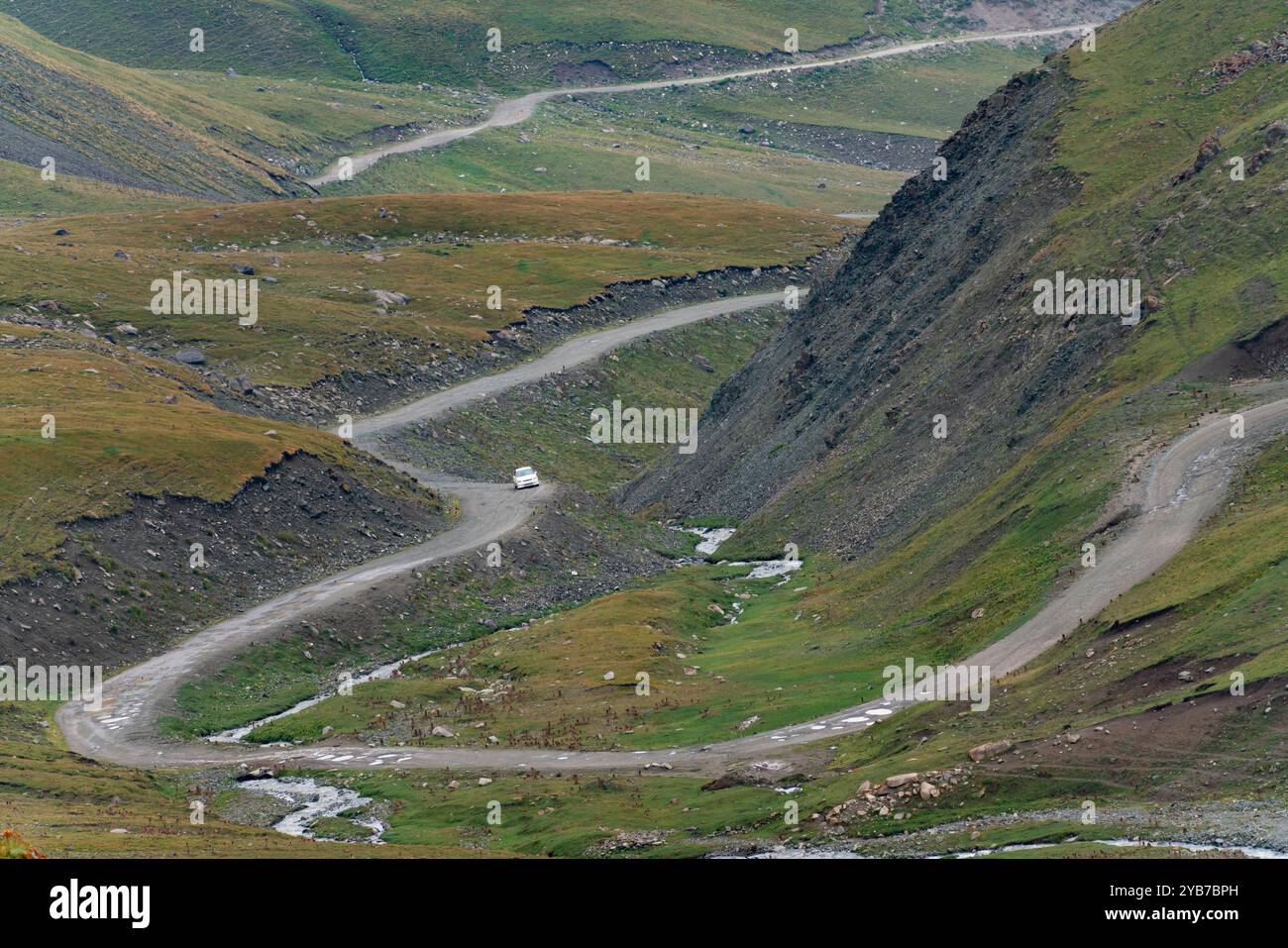 Landslide traces hi-res stock photography and images - Alamy