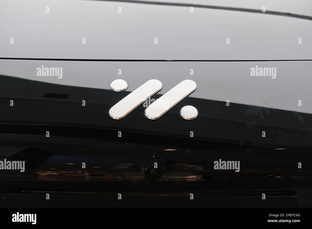 Shanghai,China-July 23th 2023: close up IM Motors car logo. Chinese EV ...