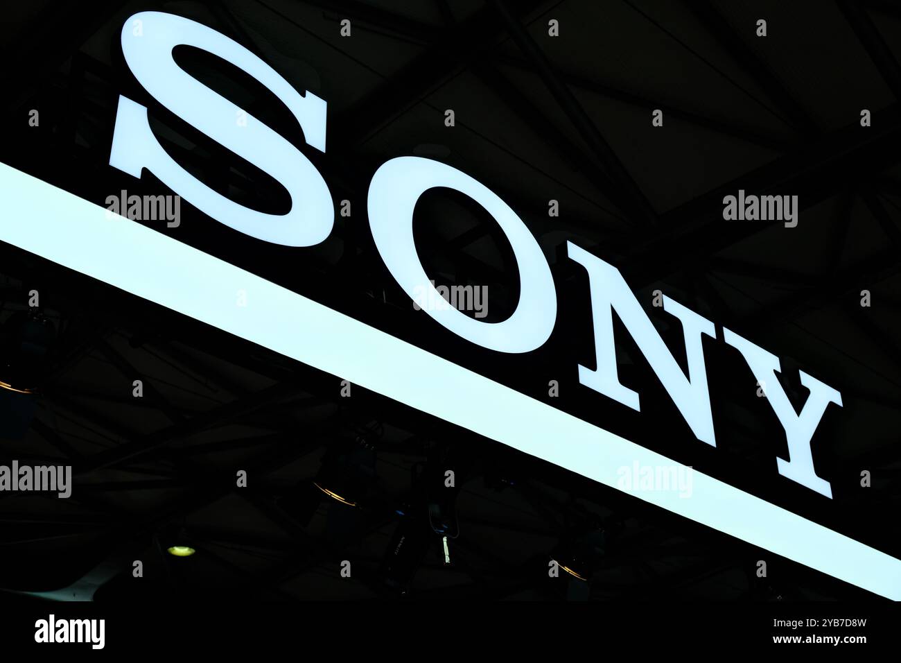 Shanghai,China-August 12th 2023: SONY company brand logo sign Stock ...