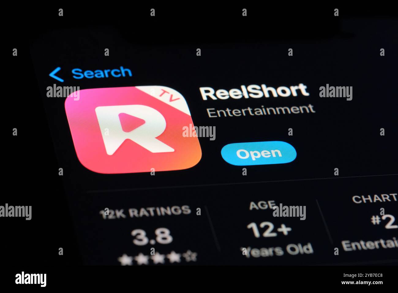 ReelShort app icon logo sign. Streaming platform Stock Photo - Alamy