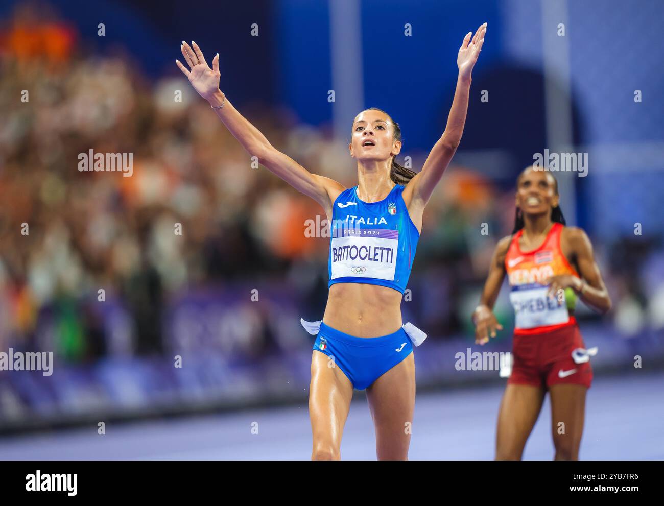 Nadia Battocletti participating in the 10.000 meters at the Paris 2024 ...