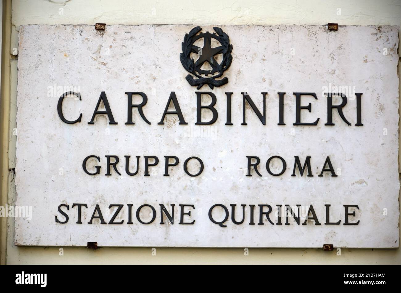 Roma carabinieri hi-res stock photography and images - Alamy