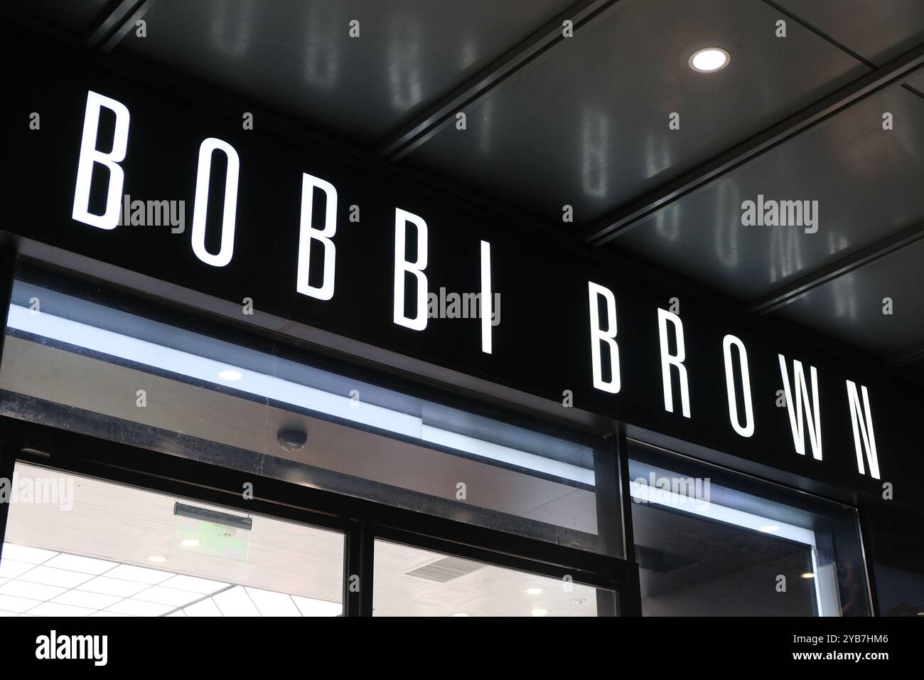 Hangzhou,China-July 15th 2023: Bobbi Brown Cosmetics store brand logo ...