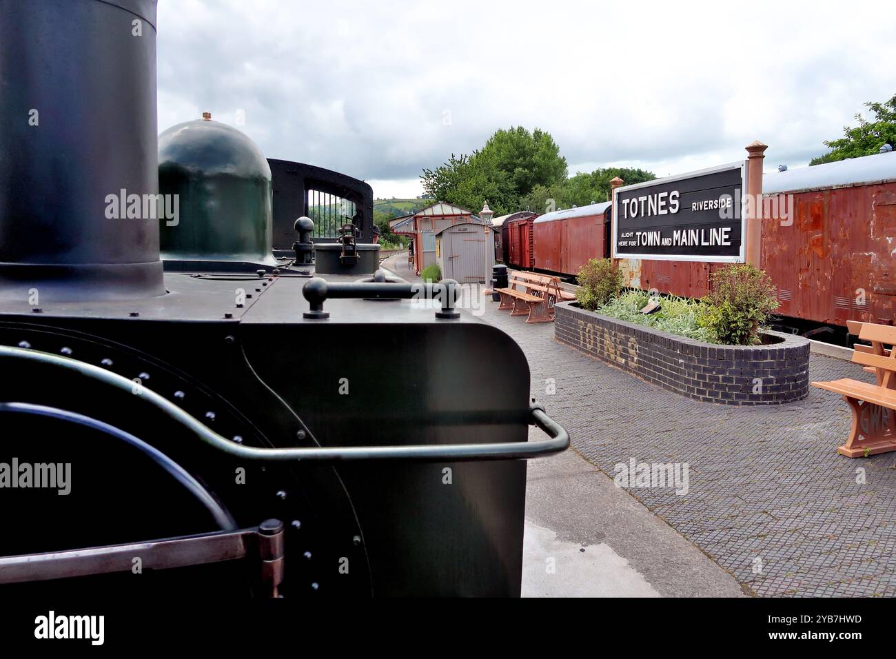 GWR pannier tank No 1369 arrives at Totnes Riverside station on the ...