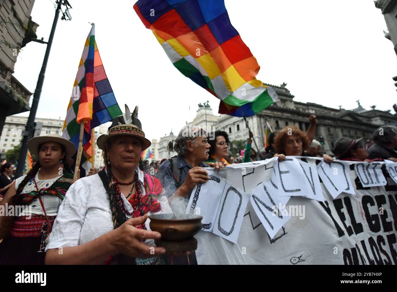 Native peoples marching in Buenos Aires against the celebrations of the ...