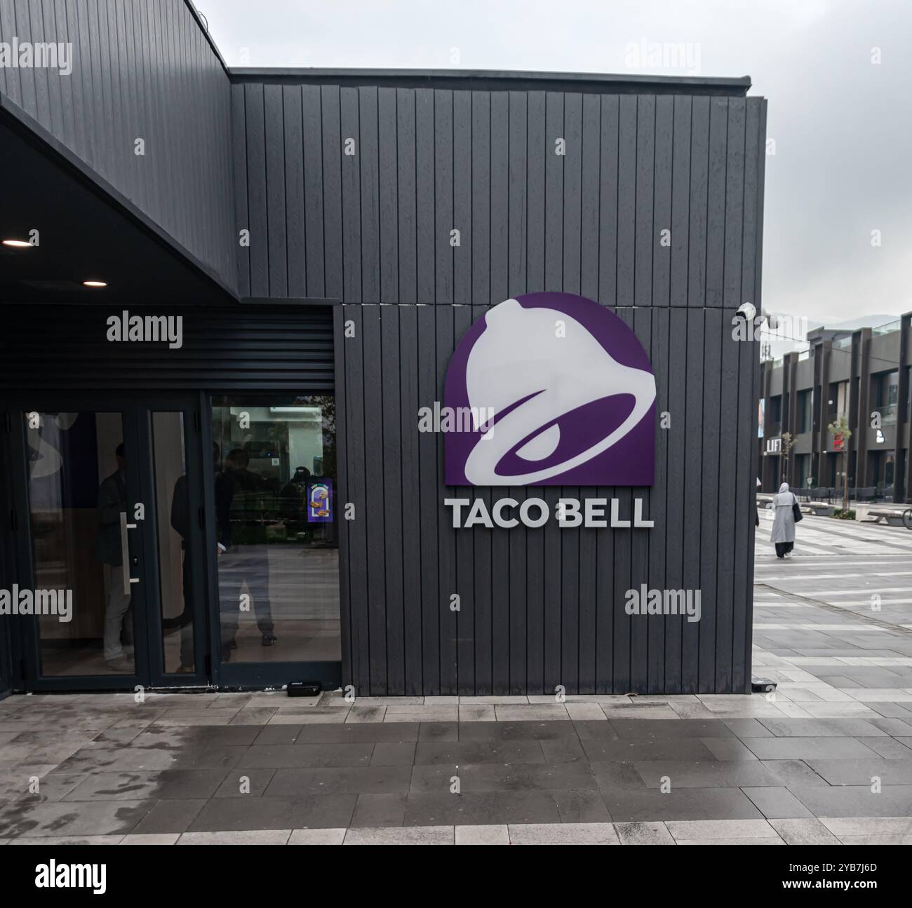 The first Taco Bell restaurant in the Balkans was opened today in ...
