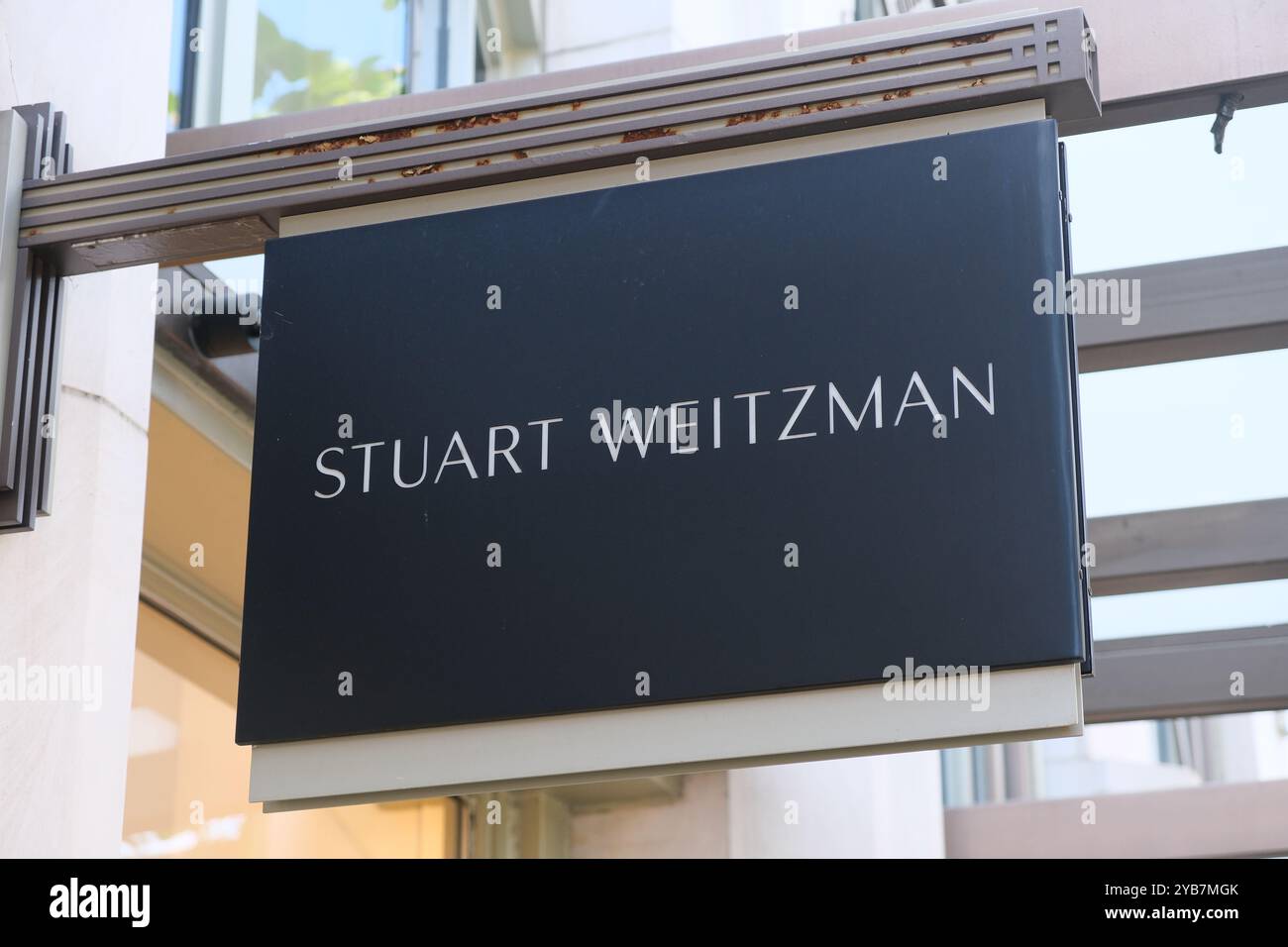 Shanghai,China-September 2nd 2023: Stuart Weitzman store sign company ...