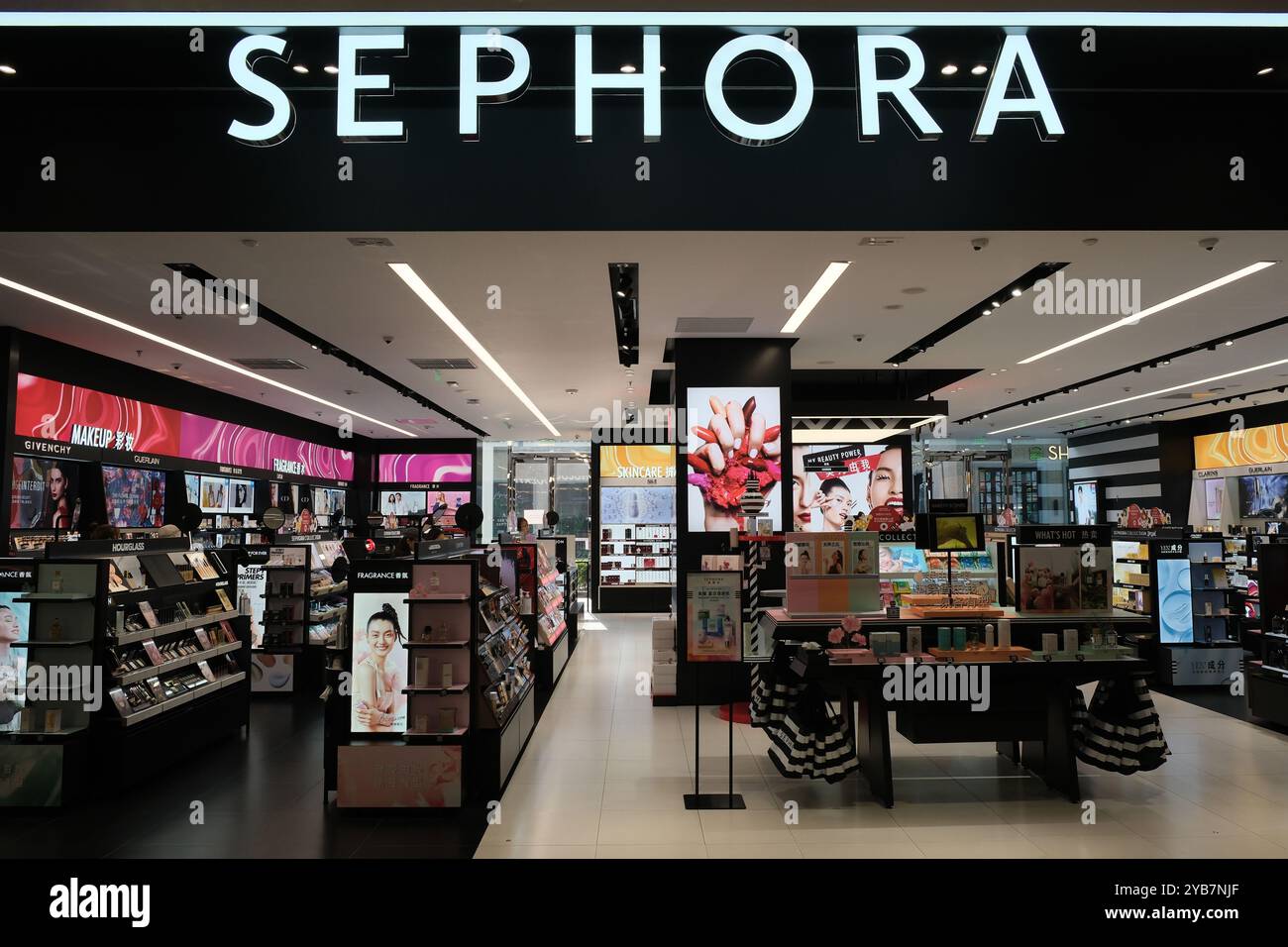Shanghai,China-July 23rd 2023: Sephora retail store and logo sign Stock ...