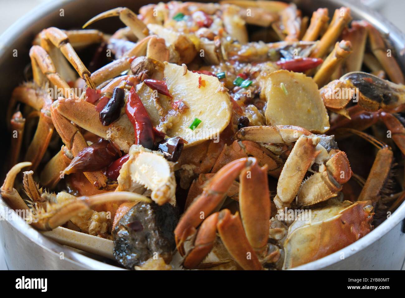 spicy Chinese mitten crab. Chinese crab food cuisine Stock Photo - Alamy