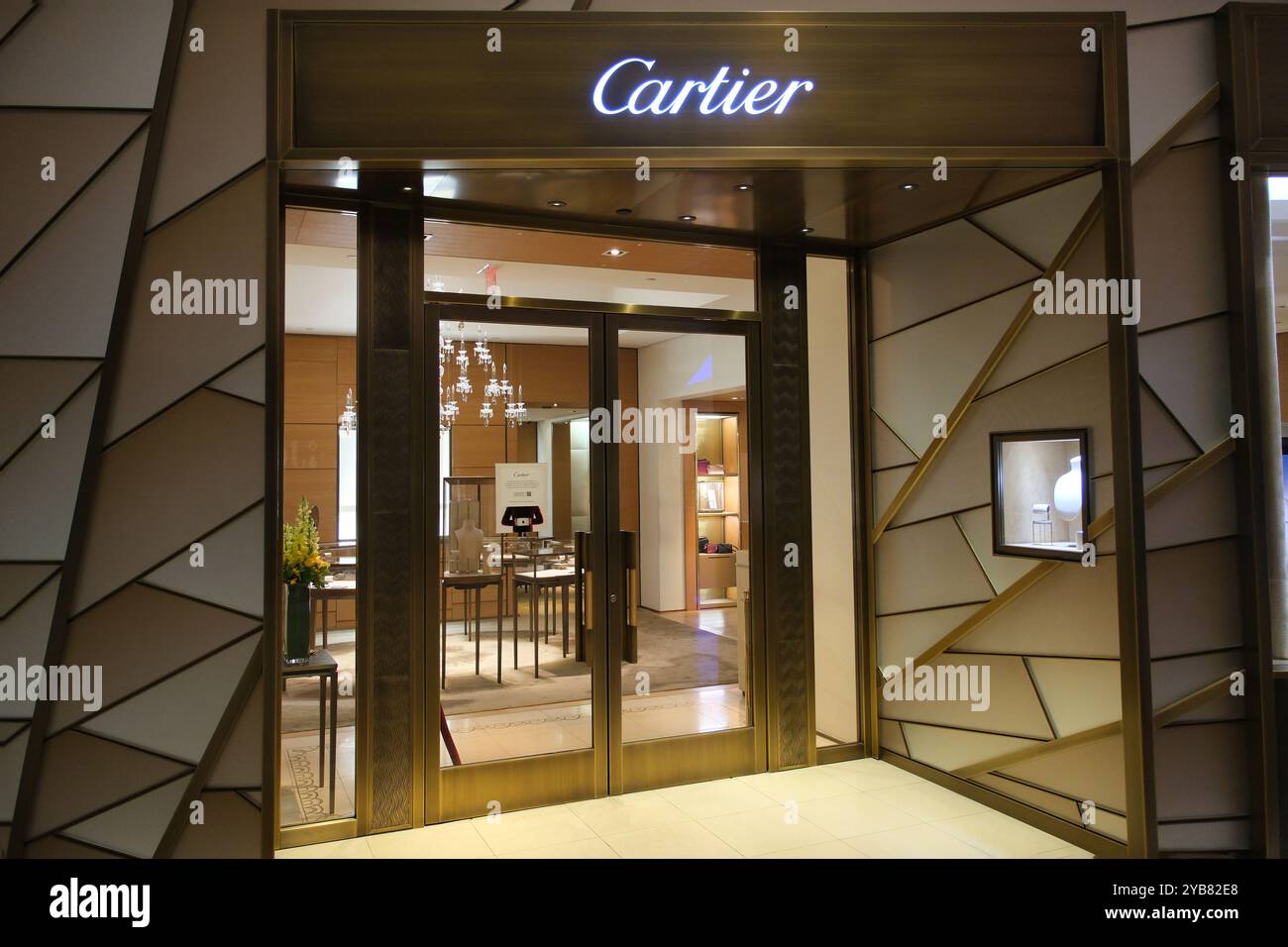 Las Vegas,Nevada,USA-June 17th 2024: Cartier retail store Stock Photo ...