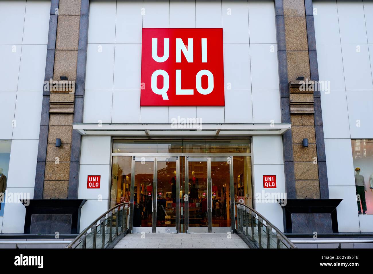Shanghai,China-Sep.29th 2023: large Uniqlo retail store facade Stock ...