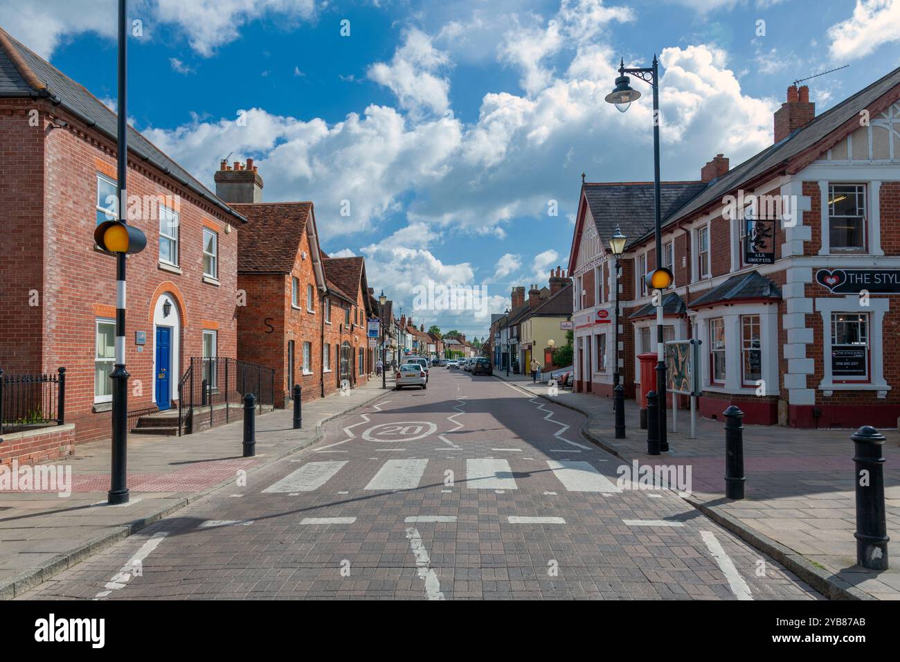 Typical english high street hi-res stock photography and images - Alamy