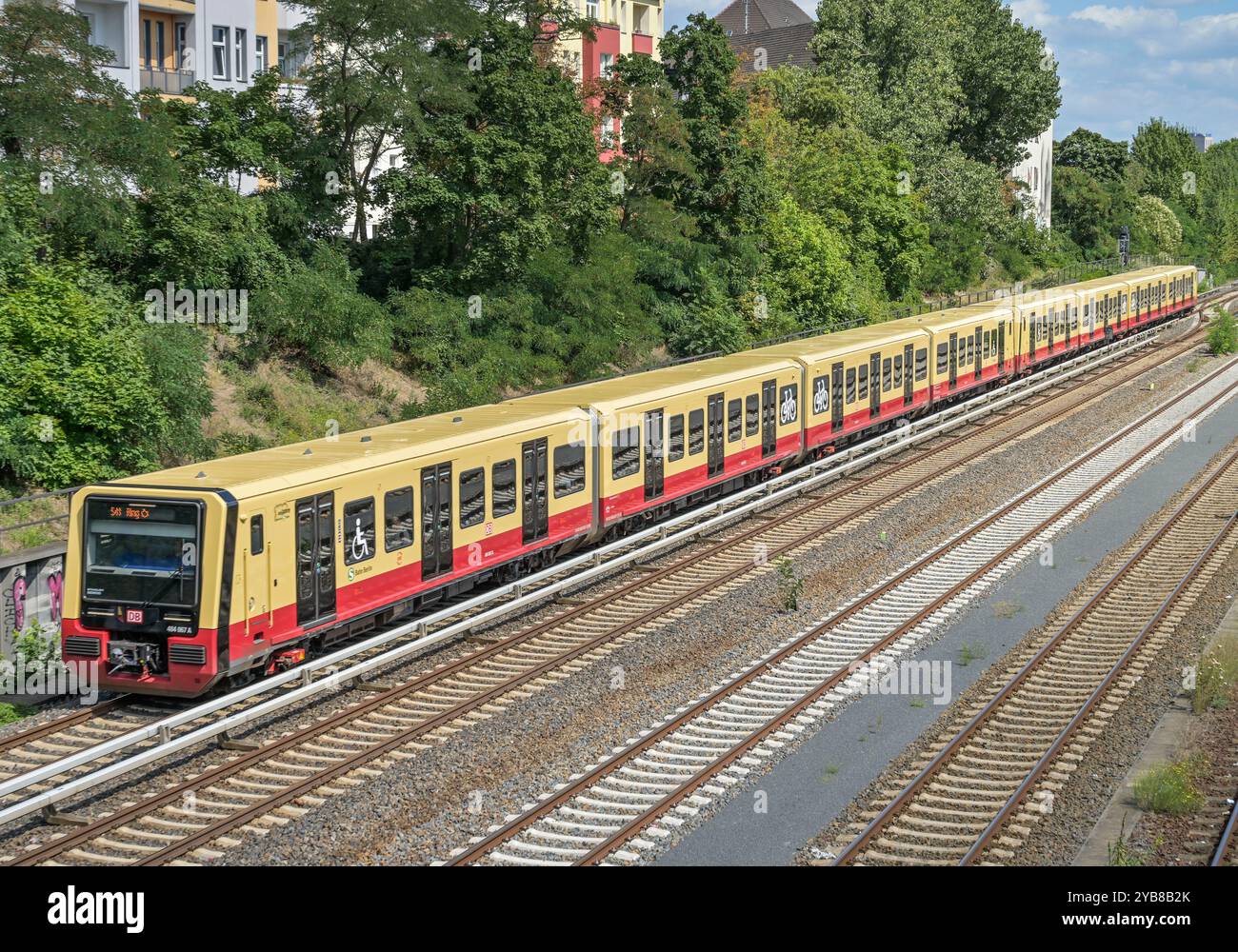 Berliner ringbahn hi-res stock photography and images - Alamy