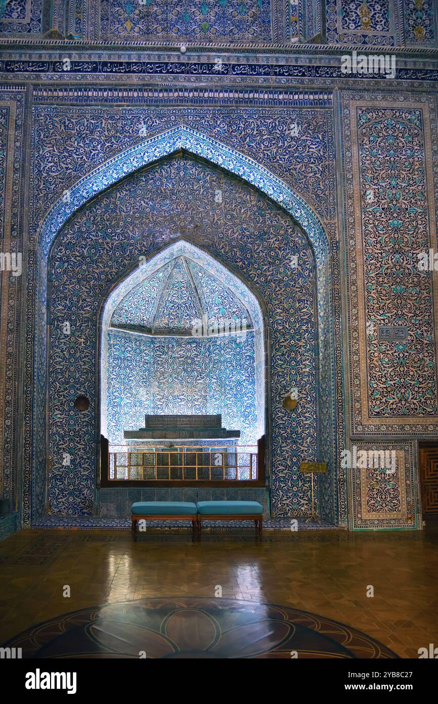 Khiva, Uzbekistan - Sept 15, 2024: Tomb in Pahlavan-Mahmud Mausoleum in ...