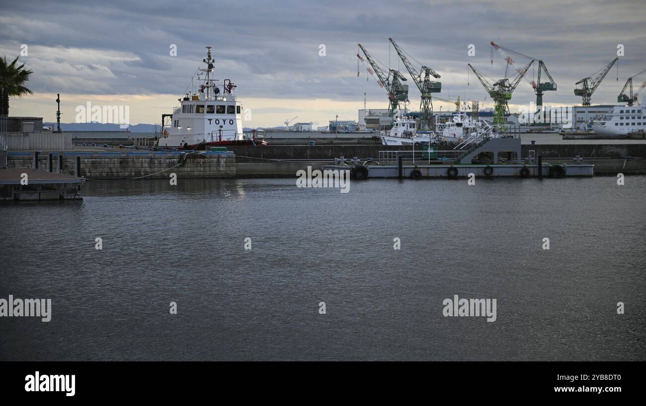 Landscape with scenic view of the maritime Port of Kōbe in the ...