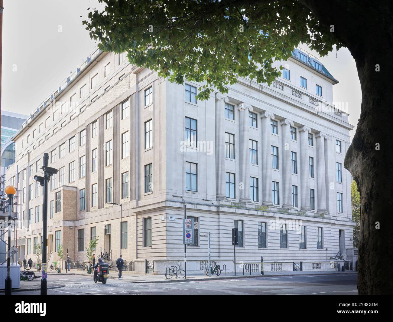 The Wellcome Building, a museum, and library at Euston, Bloomsbury ...