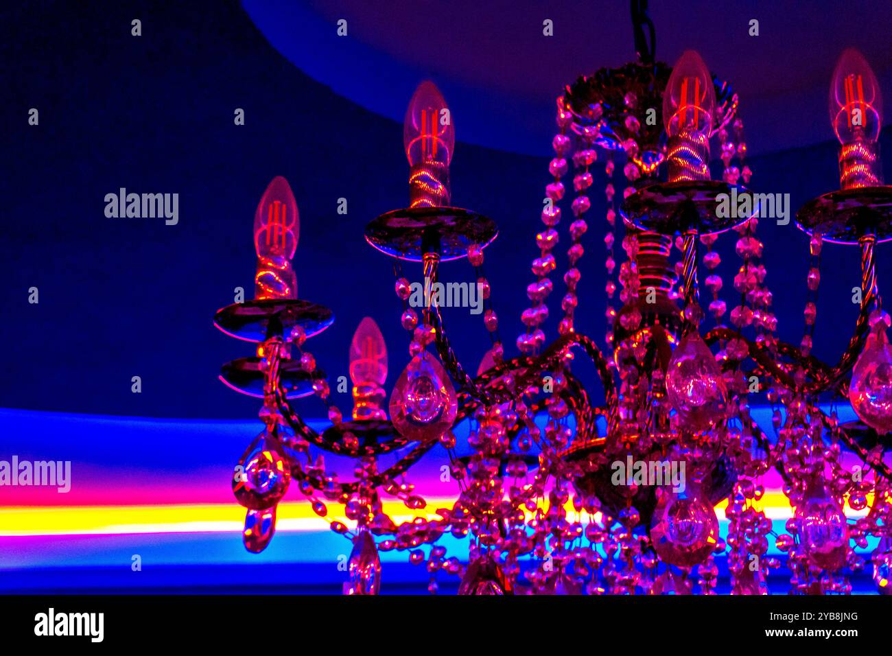 White ceiling neon lights hi-res stock photography and images - Alamy