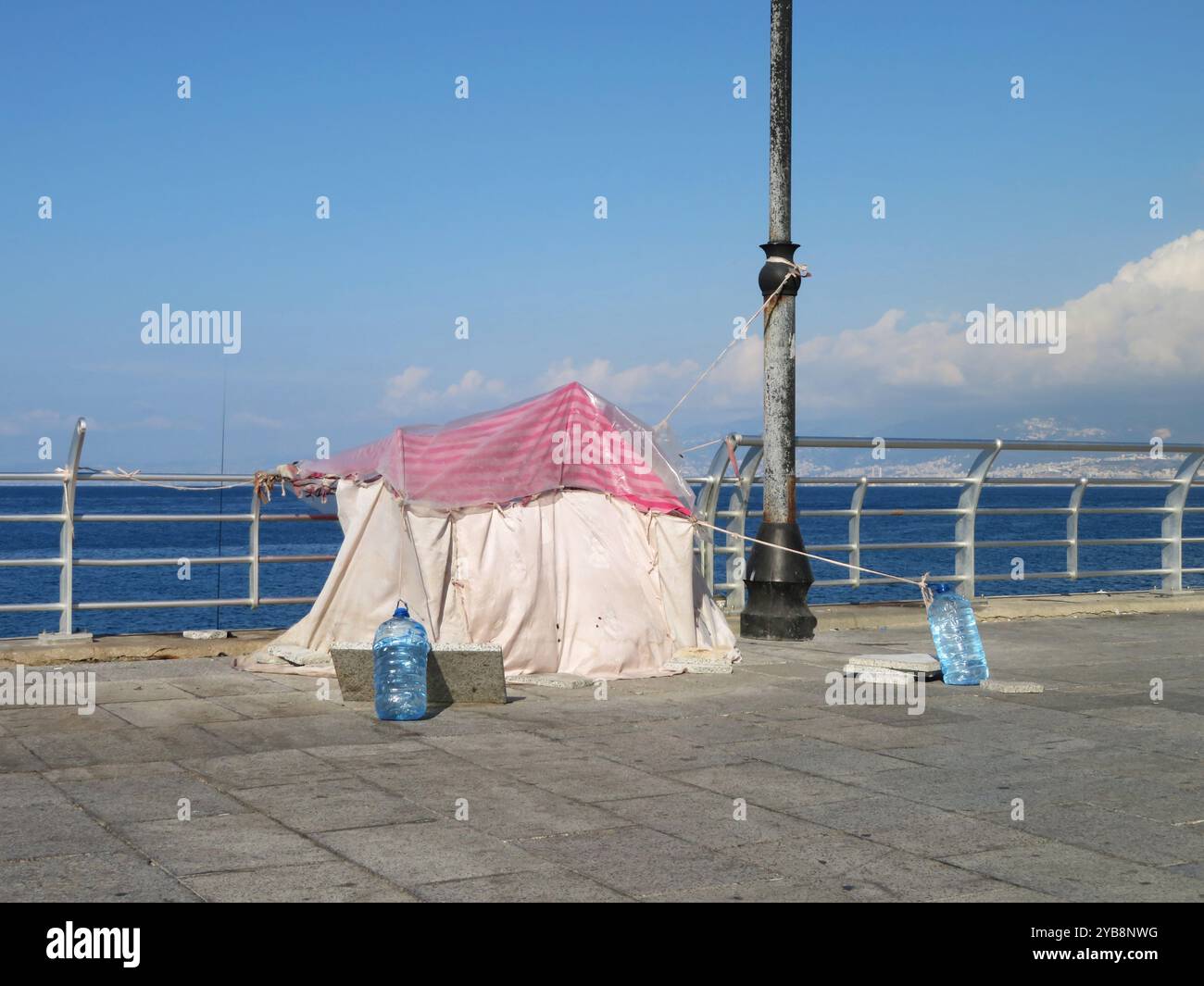 Beirut, Lebanon. 17th Oct, 2024. Displaced Syrian and Lebanese families ...