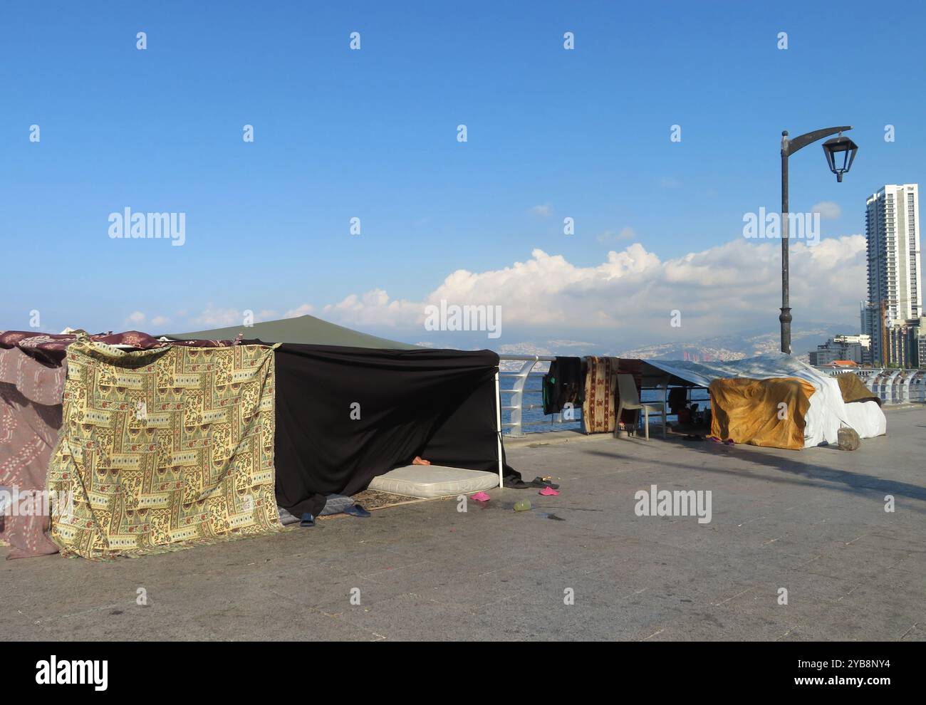 Beirut, Lebanon. 17th Oct, 2024. Displaced Syrian and Lebanese families ...